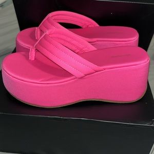 PrettyLittleThing | Shoes | Pink Chunky Platform Flip Flop Sandals ...